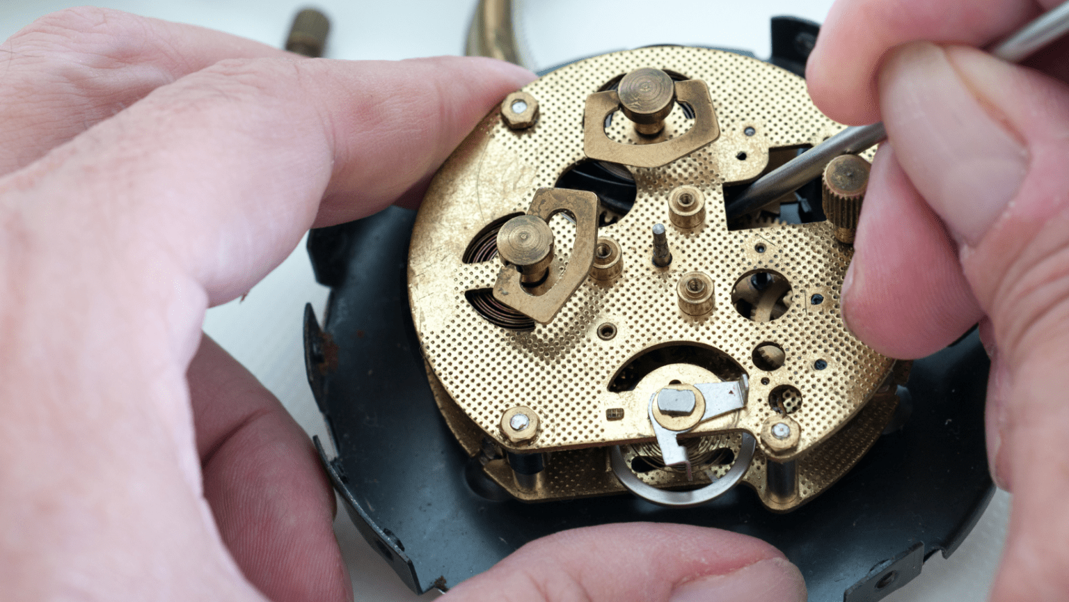 How to Clean a Clock Mechanism